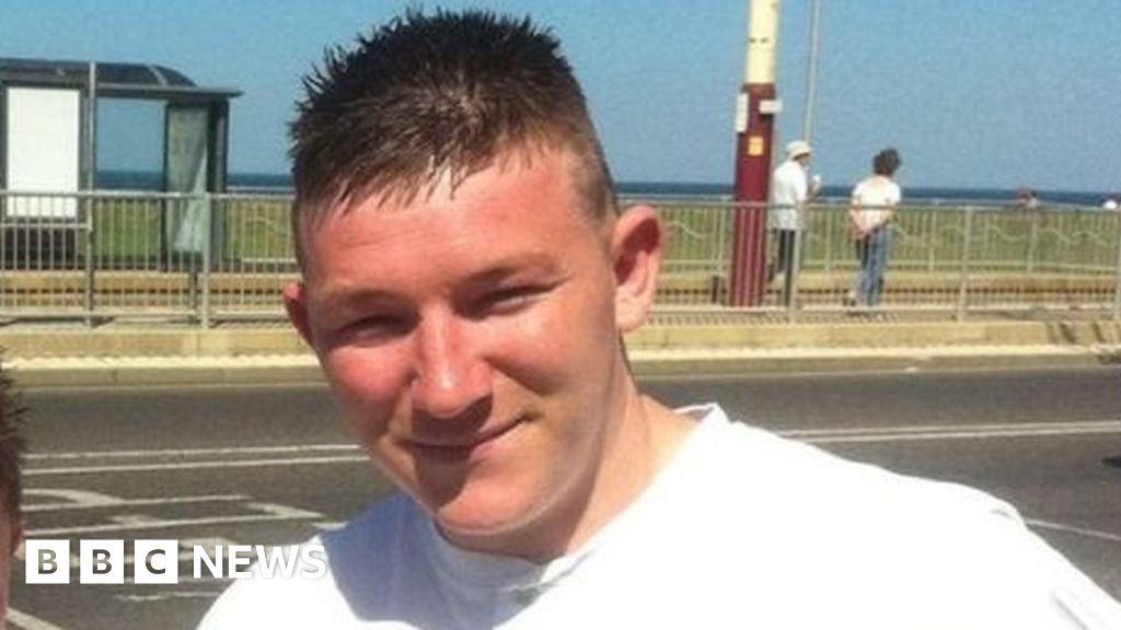Troon quarry death: Police response to swimming reports 'appropriate'