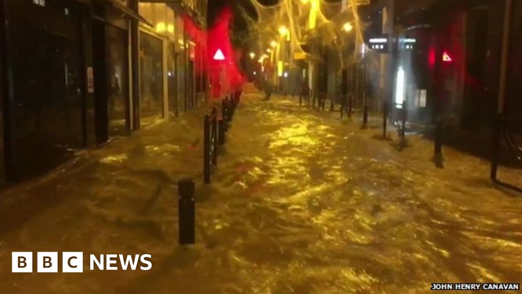 France floods: Your stories - BBC News