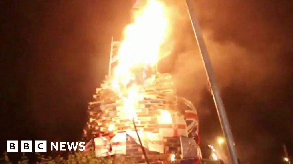 Bogside: Man's bail conditions relaxed over bonfire - BBC News