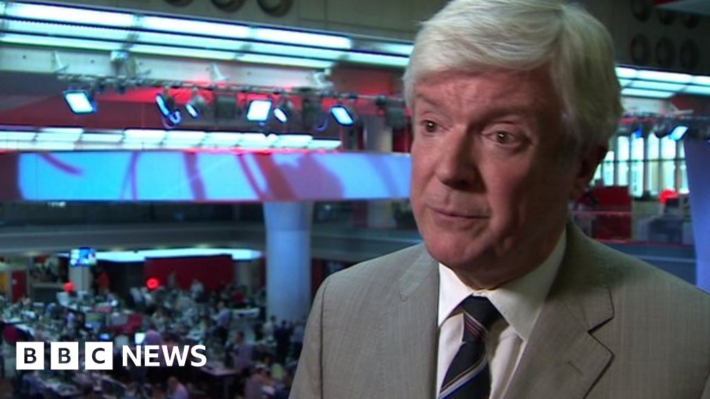 Tony Hall: 'Strong licence fee deal for BBC' - BBC News