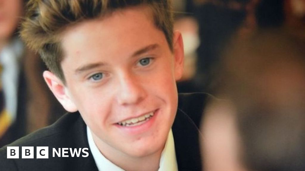 Magaluf death: Parents 'devastated' by lack of UK support