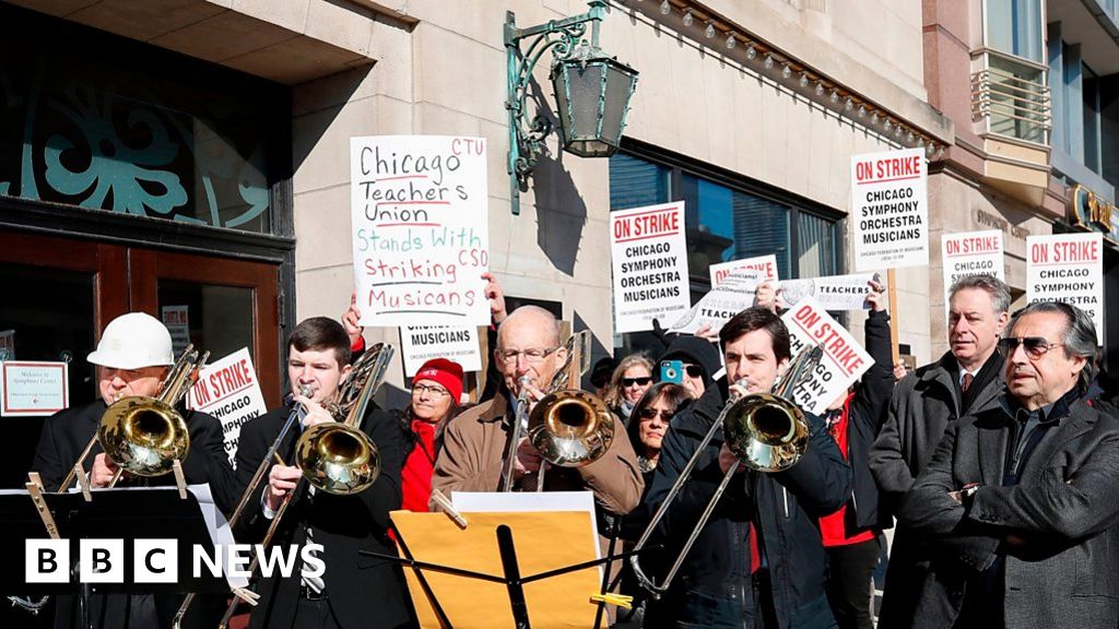 Chicago Symphony Orchestra musicians go on strike - BBC News