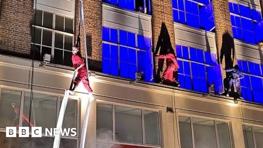 Luton Hat factory reopening will stop town's 'talent drain' - BBC News