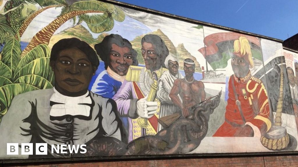 Reading's black history mural flats plan given go ahead - BBC News