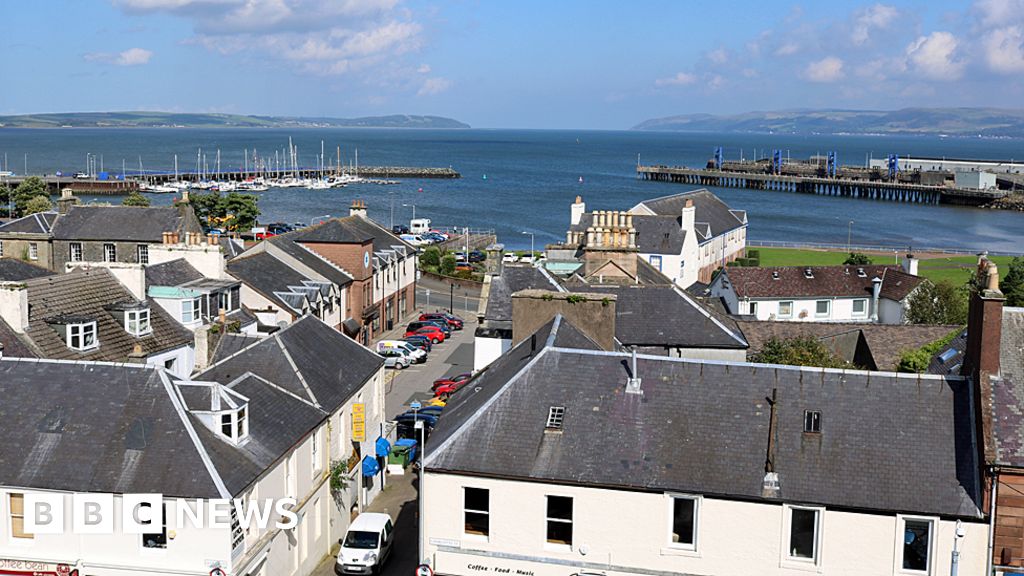 Stranraer harbour safety barrier struck pedestrian - BBC News