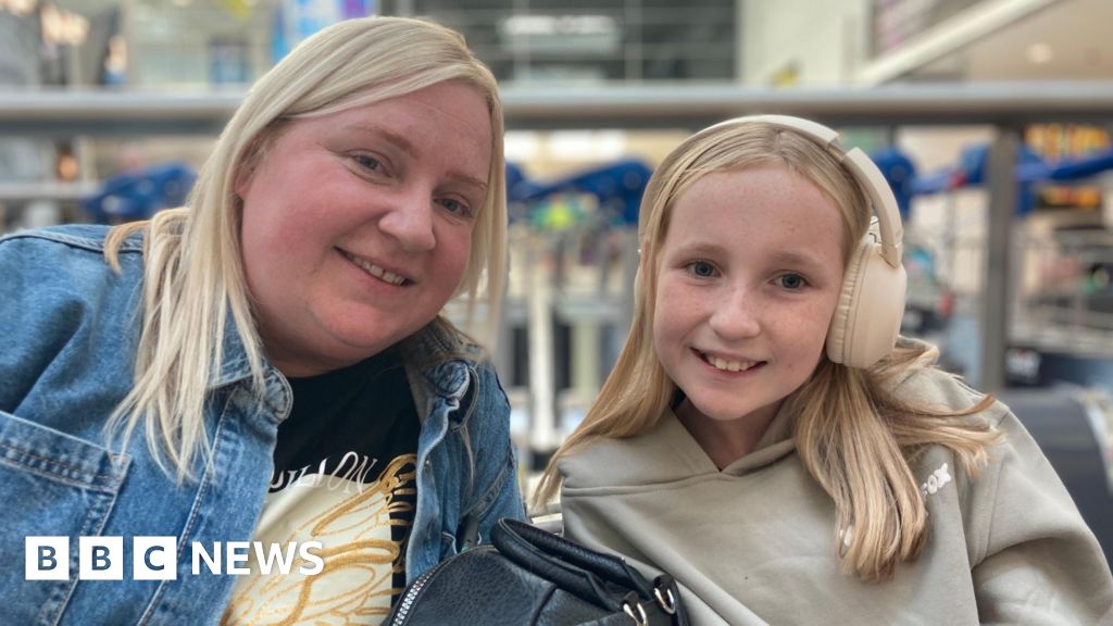 Autism flying scheme makes holiday time a reality for families