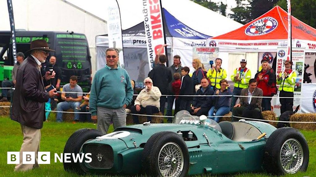 Bath Rotary Festival of Motoring returns to city this weekend - BBC News