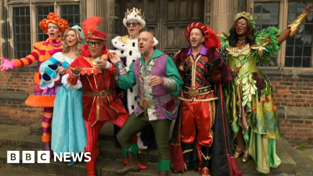 Panto stars meet to launch Birmingham Hippodrome's festive show - BBC News