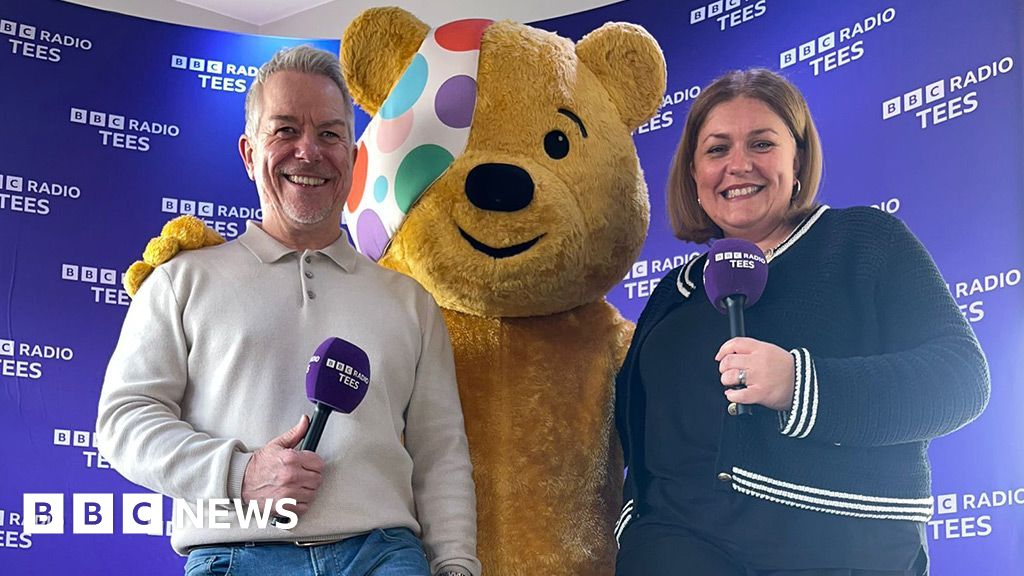 BBC Tees presenters complete Children in Need three-legged walk - BBC News
