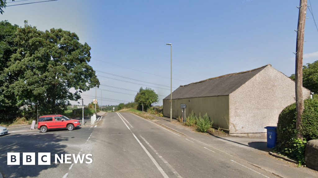 Elderly cyclist injured in suspected Inkersall hit-and-run - BBC News