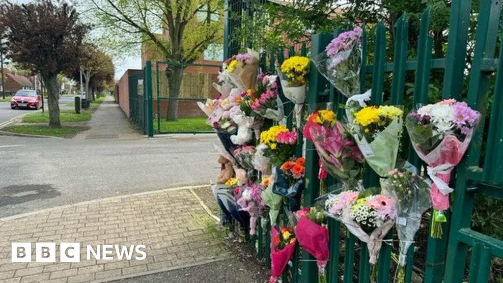 Hull: Family thankful for tributes to crash death girl