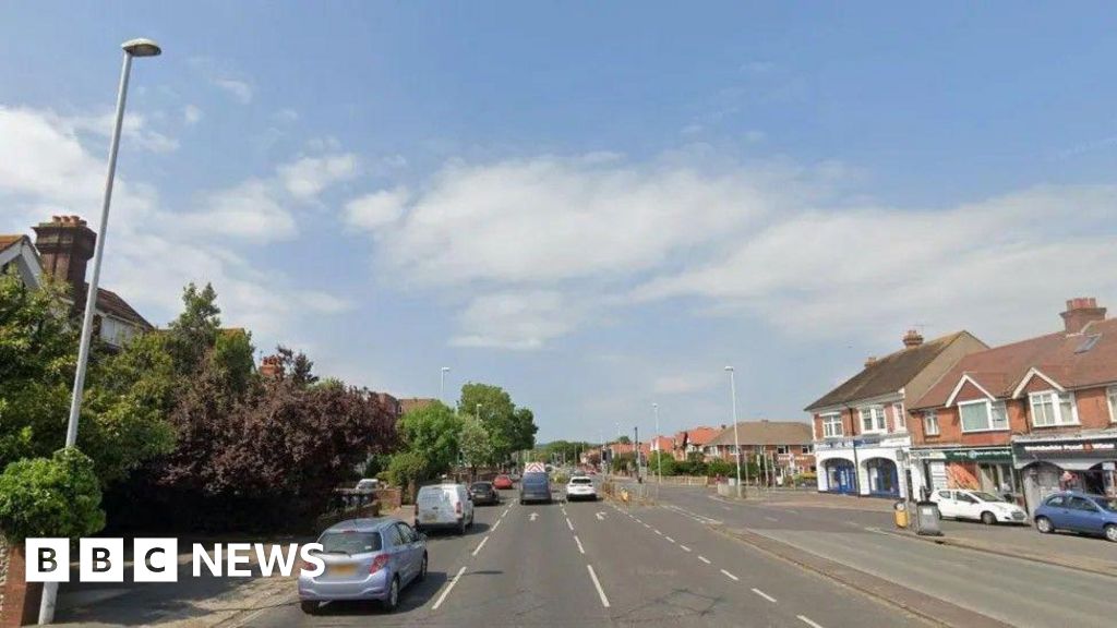 Worthing: Man charged after attempted child abduction Worthing: Man charged after attempted child abduction