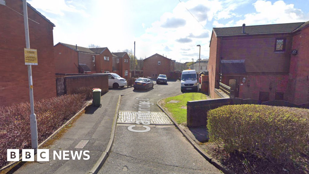 Preston: Woman arrested after man stabbed in stomach