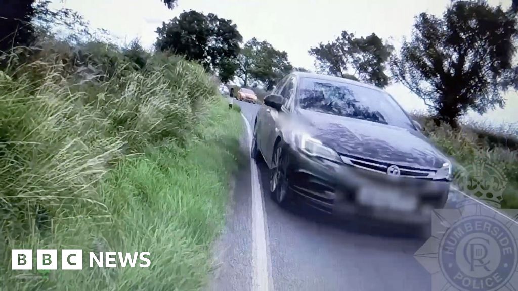 Dangerous driving near misses in Humberside caught on camera - BBC News