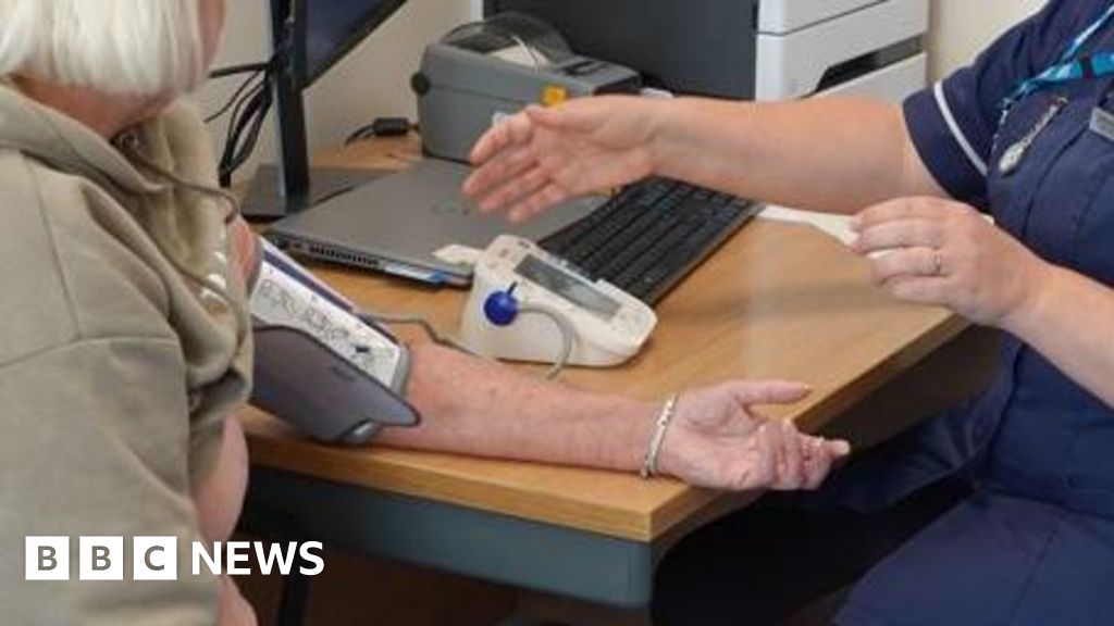 NHS Sussex launches blood pressure checks drive - BBC News