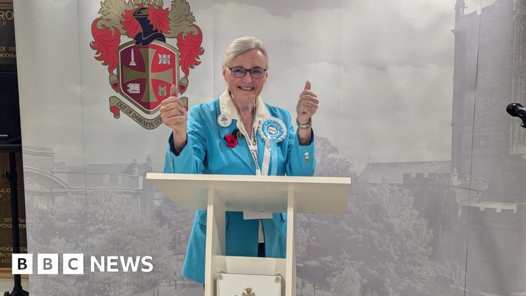 Wolverhampton: Reform UK ousts Labour in Bilston North by-election