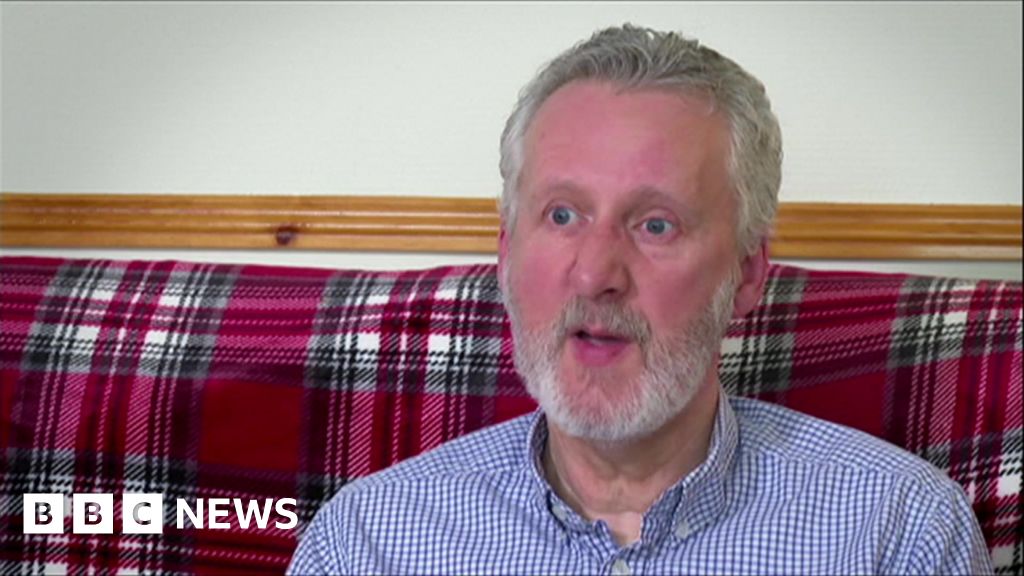Hull blood scandal victim calls for 'significant' compensation - BBC News
