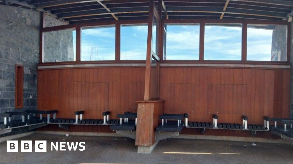 Redcar's council criticised over 'anti-homeless' benches