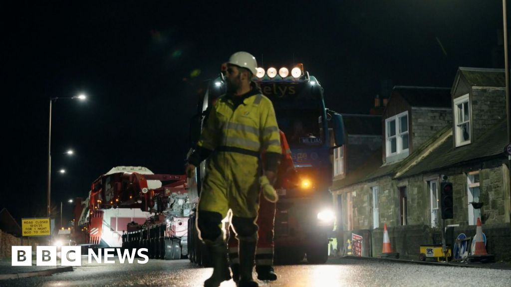 Roads close as huge wind farm transformer moves into position