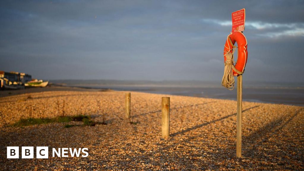 Romney Marsh: Residents’ anger as sea remains unsafe for swimming - BBC ...