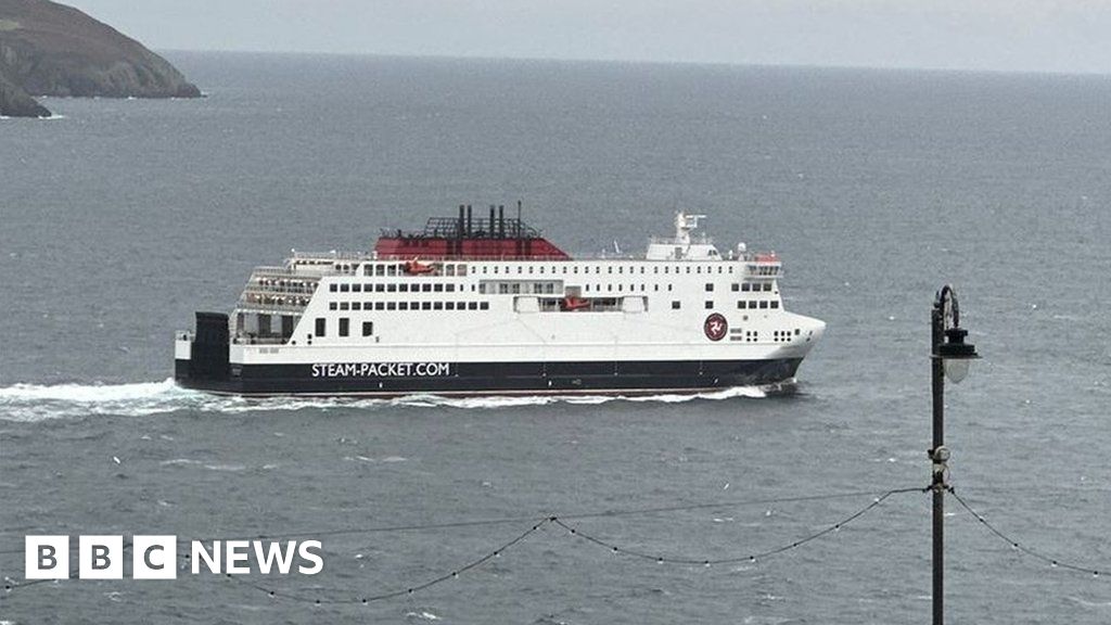 Storm Agnes: All daytime Manx passenger ferries cancelled - BBC News