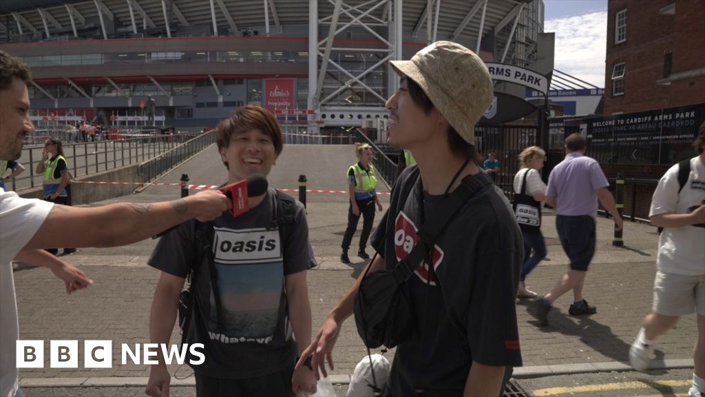 What's your favourite Oasis song? - BBC News