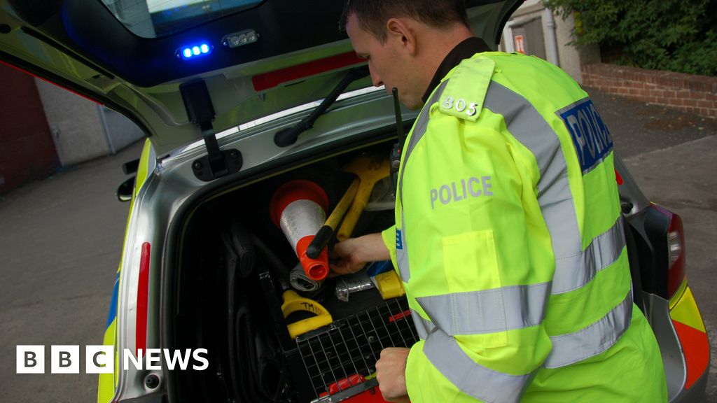 Airlift for woman hurt in two-car Peterhead crash - BBC News