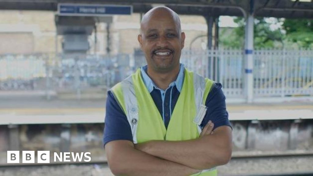 Southeastern: Rail company starts recruitment drive for 600 staff - BBC ...