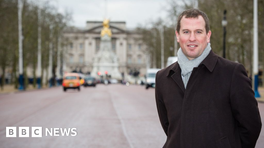 Peter Phillips' company was paid £750,000 for Queen's party - BBC News