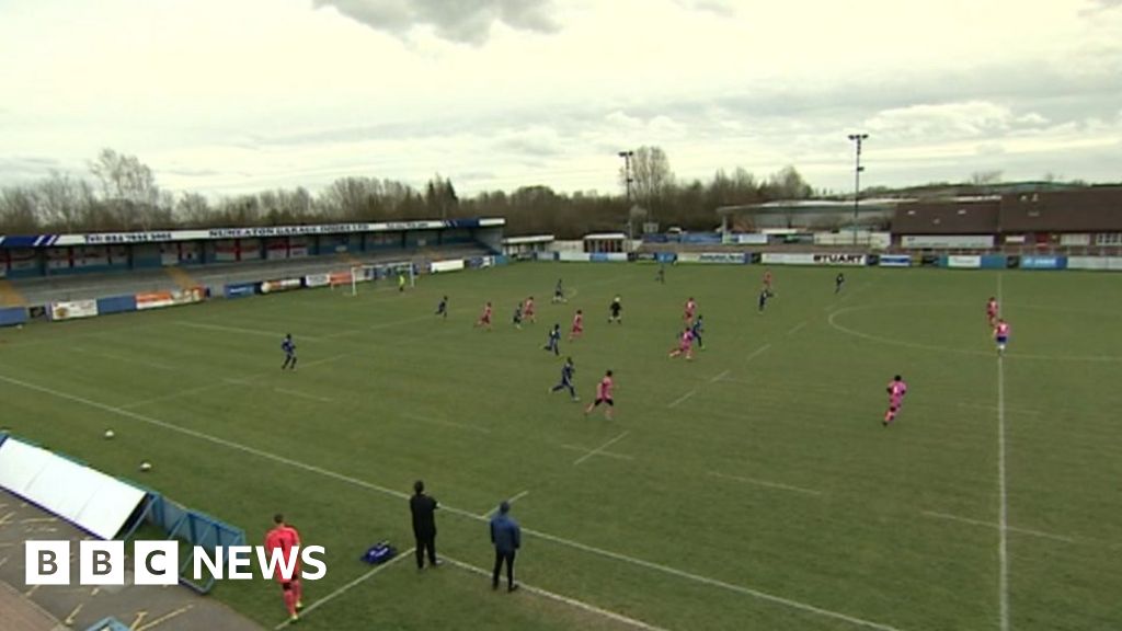 Nuneaton Borough FC charges £50 for trials - BBC News