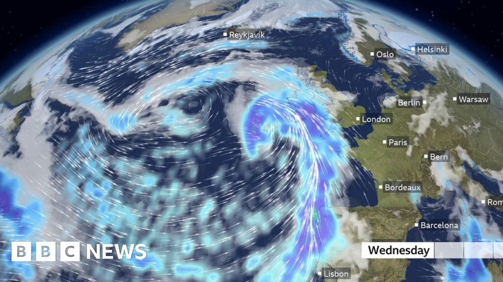 Weather warning: Stormy weather expected on Wednesday - BBC News
