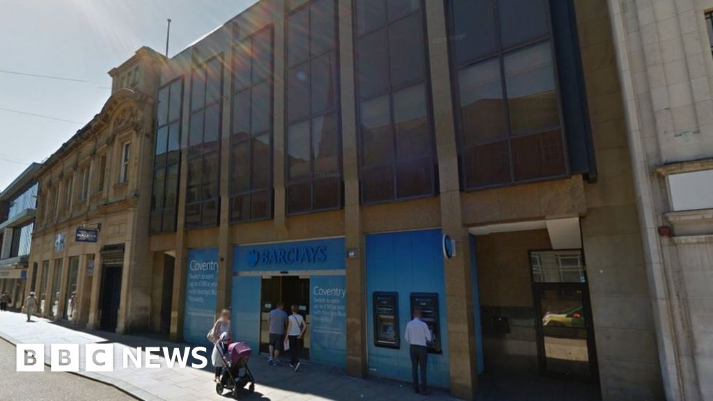 Coventry robbery victim suffers broken back - BBC News