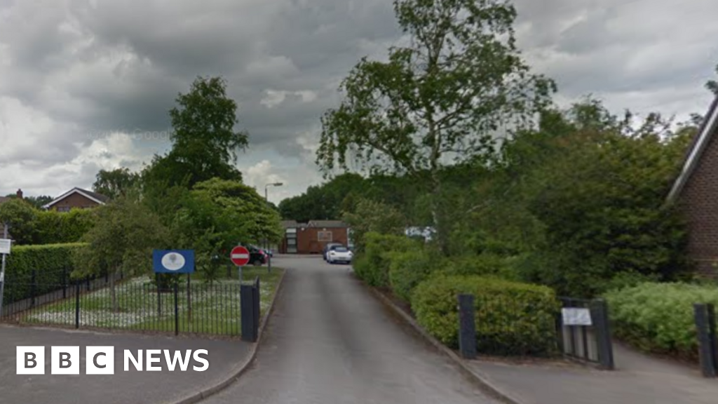 Rode Heath Primary School rated outstanding by Ofsted - BBC News