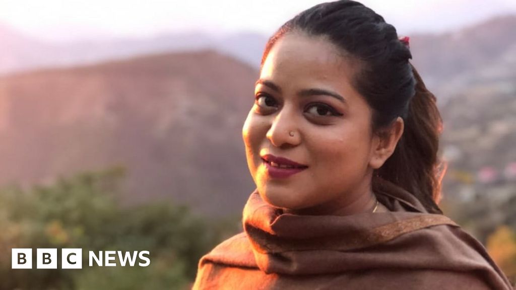 Safoora Zargar: Bail for pregnant India student blamed for Delhi riots ...