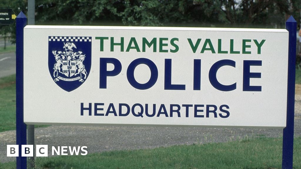 Reading police officer sentenced for harassing man after break-up - BBC ...