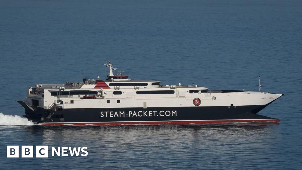 Summer fast craft ferry Manannan sailings to Liverpool resume - BBC News