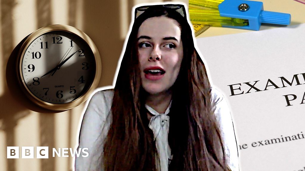 Covid: Student fears she will be 'left with nothing' if no exams