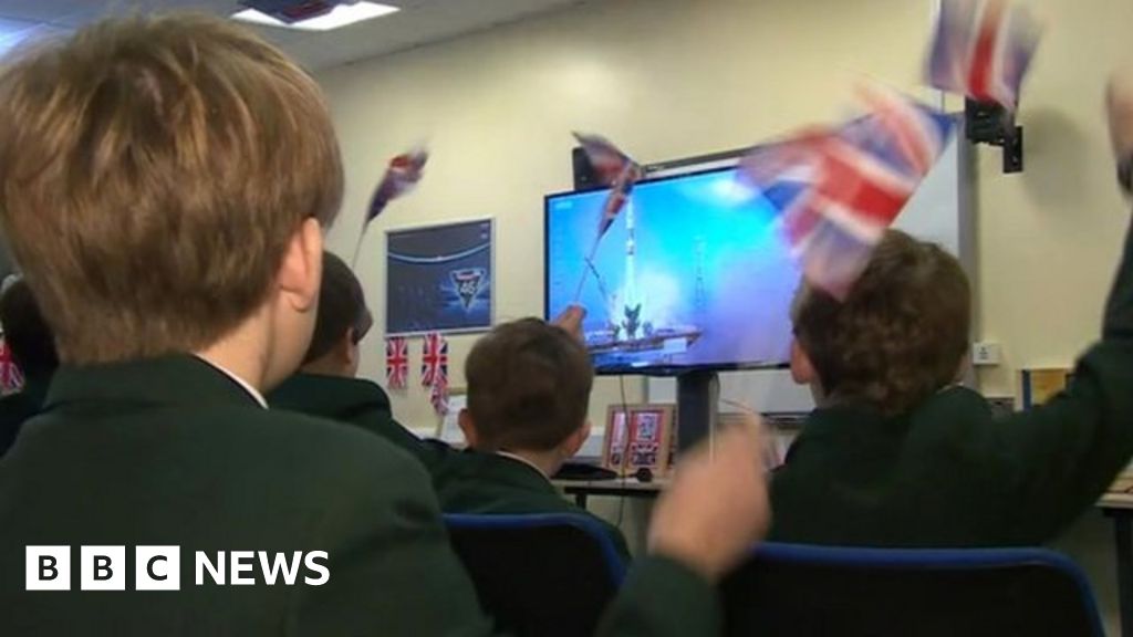 Tim Peake: Flags and cheers for astronaut's mission - BBC News