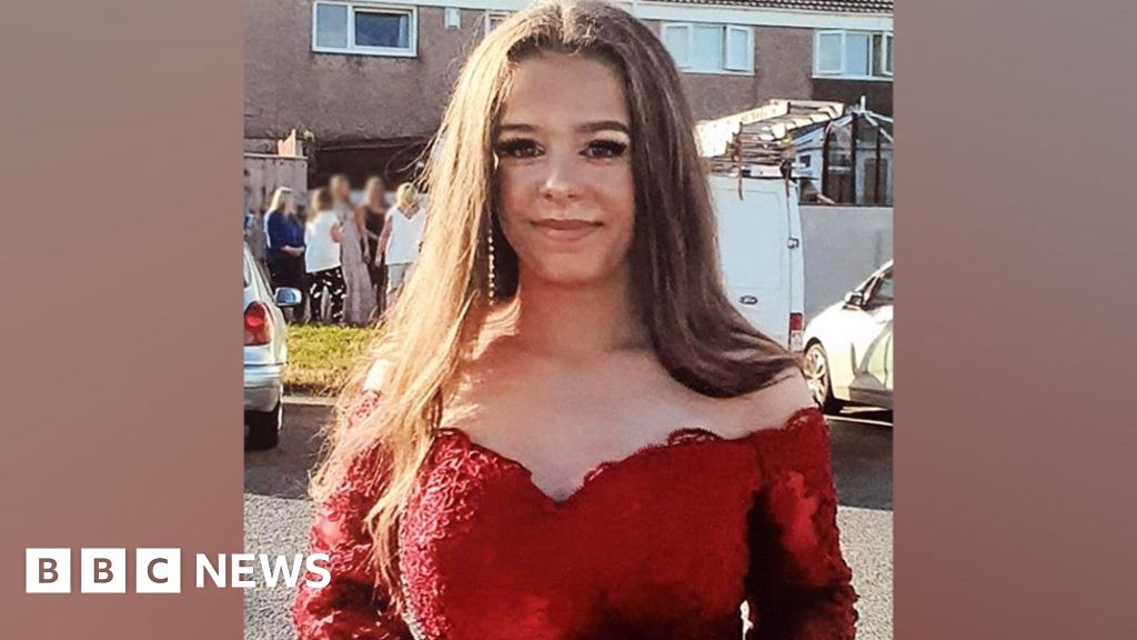 March held in Plymouth for murdered Bobbi-Anne McLeod - BBC News