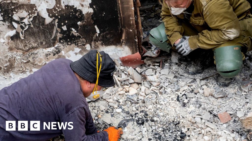 Israeli archaeologists help find remains of Hamas attack victims