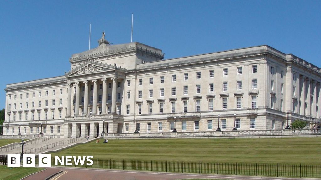 Cost of living: Open letter urges MLAs to form Stormont executive - BBC ...