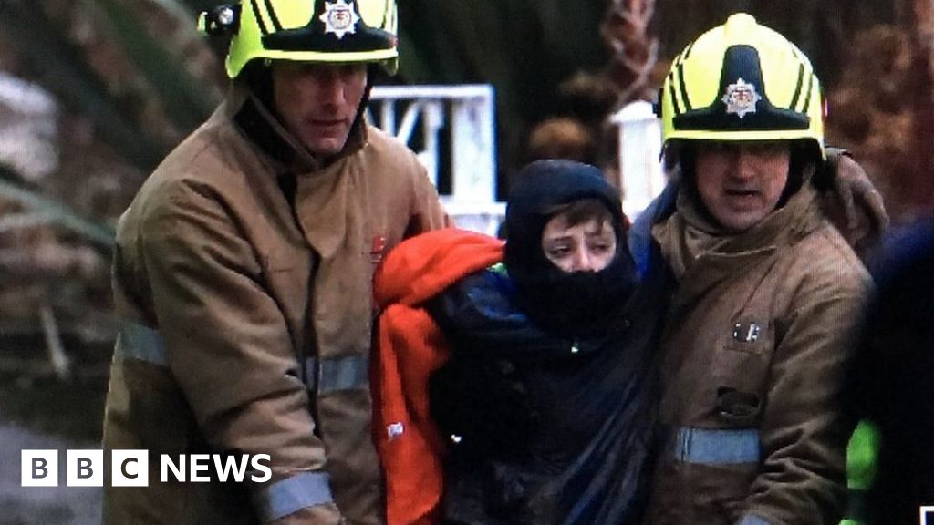Boy rescued from waist deep mud on the Solway coast - BBC News