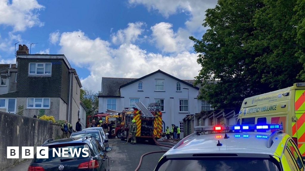 Fire breaks out in property near Truro city centre roundabout - BBC News