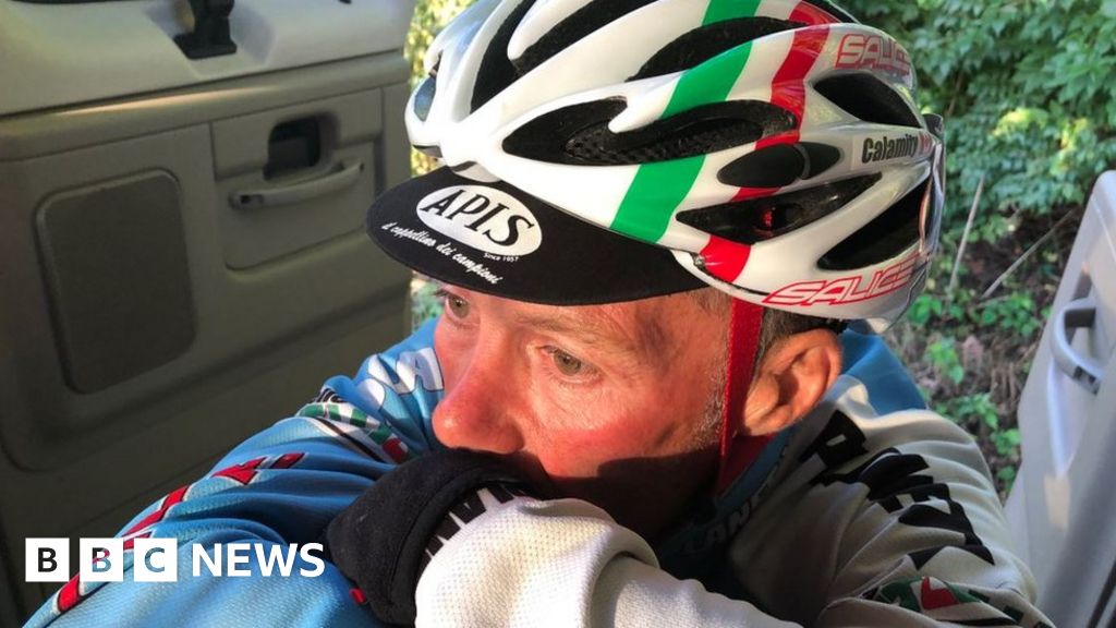 Ultra-cycling: Age a red herring, says Joe Barr - BBC News