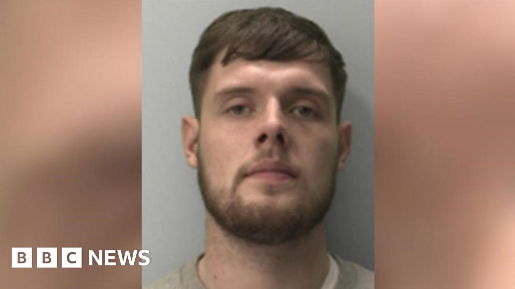 Violent criminal from Devon wanted for prison recall - BBC News