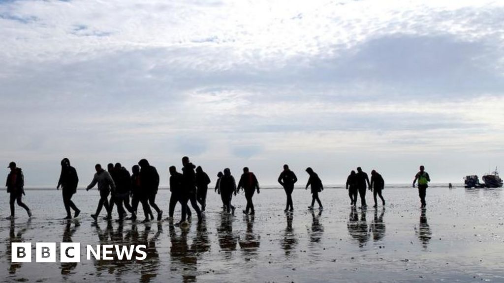 Birkenhead MP outraged over asylum seeker barge plan - BBC News