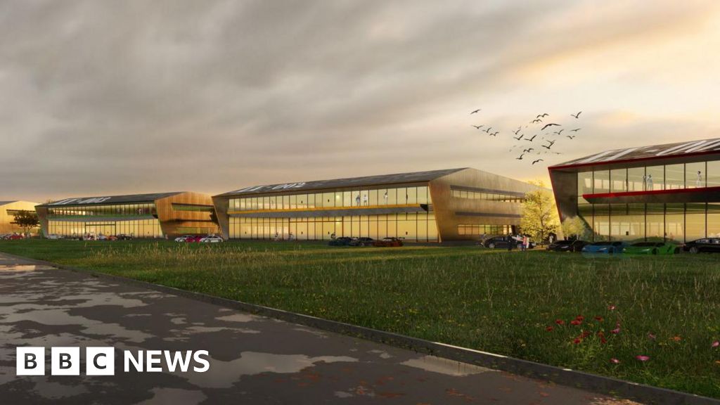 Bicester: Business park set for former RAF base site - BBC News
