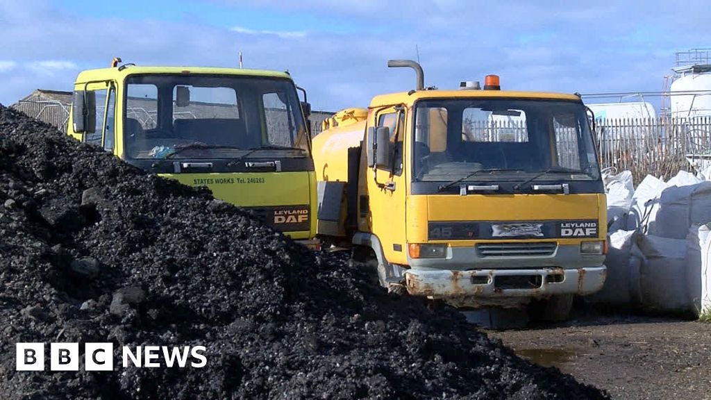 States employs nine former staff from Rabeys Commerical Vehicles - BBC News