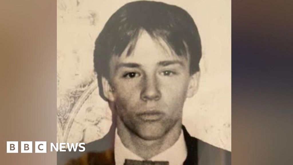 Wolverhampton bench rededicated to sailor killed in Falklands War