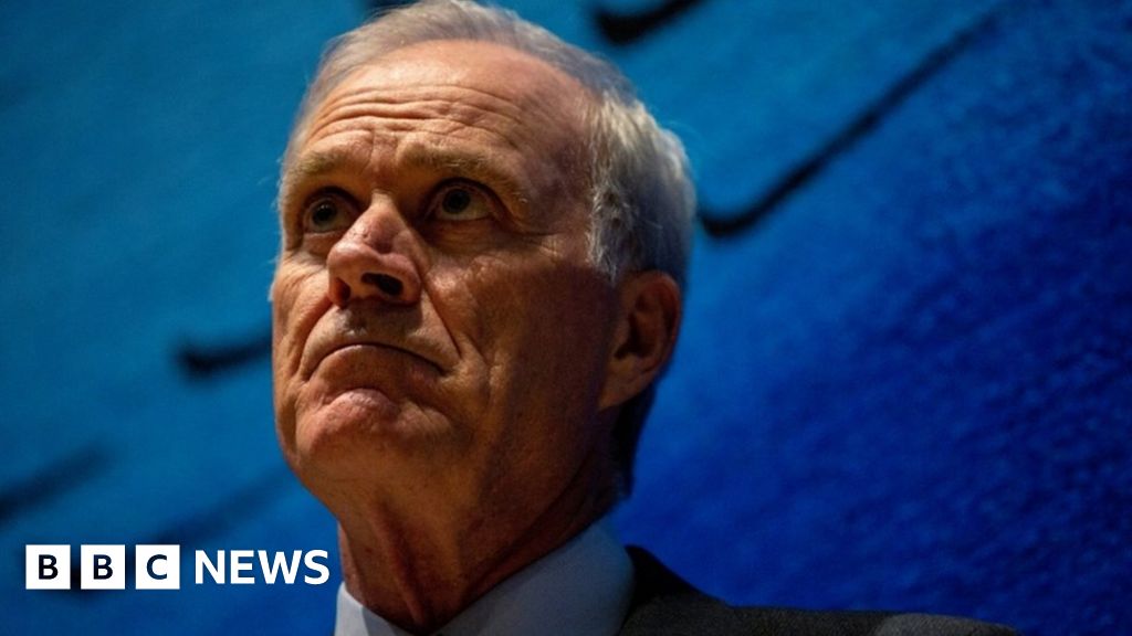 US Navy Secretary Richard Spencer fired over Seal case - BBC News